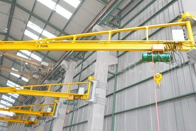 Portique à conteneurs automatisé monté sur rail RMG : des solutions ...