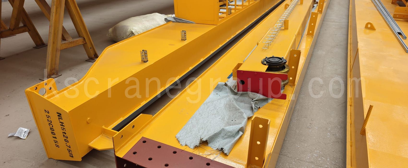 Grúas puente y grúas pluma exportadas a Arabia Saudita - KSCRANE