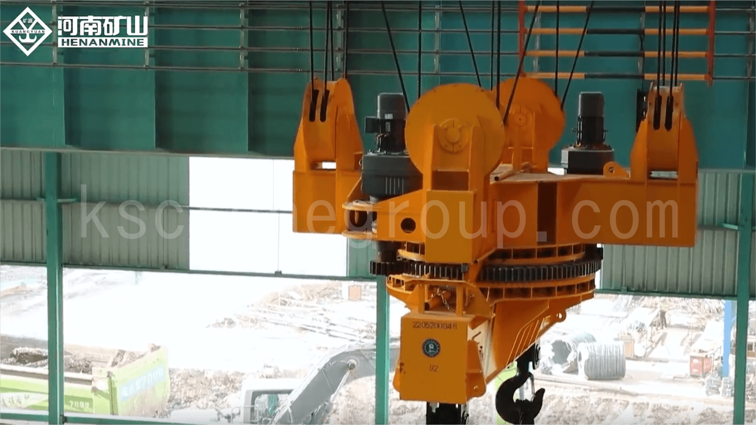 回転式吊り上げビーム付き 40+40 トン天井クレーン - KSCRANE